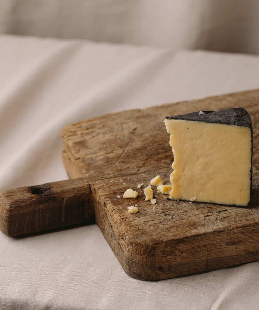 Cloth Aged Cheddar 150g – Maffra Cheese Company